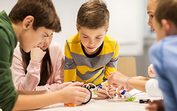 Workshops for Kids | Science in the Classroom | Mad Science